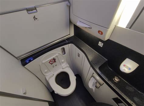 Plane Forced To Make Emergency Landing After Bathroom Overflows News