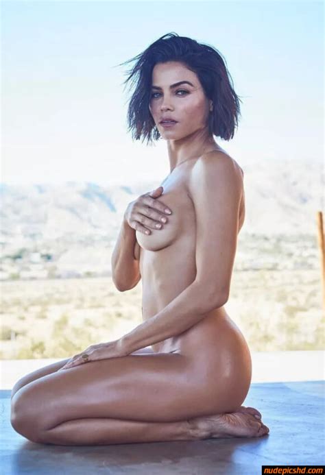Jenna Dewan Posing Completely Naked