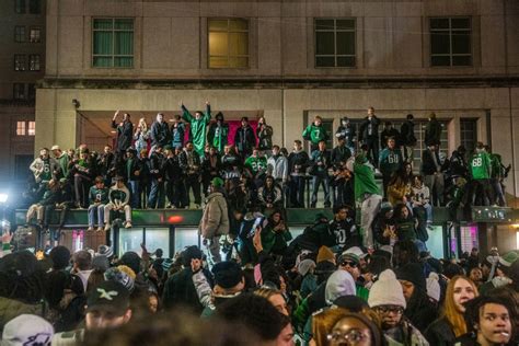 Wild Photos Of Eagles Fans Celebrating Super Bowl Win