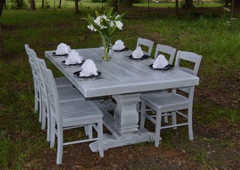 Light Grey Farmhouse Dining Table At Derek Herrman Blog