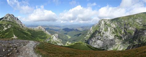 Mountain Outdoor Telegraph