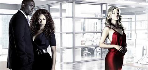 Love Buzz 7 Creepy Texts To A Guy Trying Online Dating Yourtango