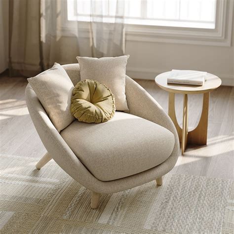 Minimalist Round Cotton Linen Accent Chair Povison