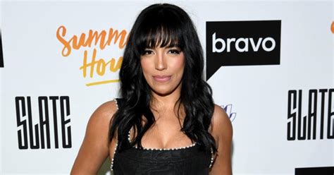 Summer House What Is Danielle S Job Here S What To Know