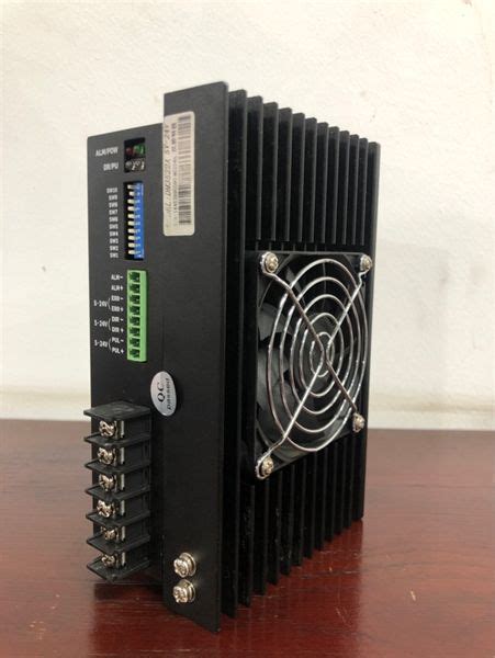bộ điều khiển motor bước dm3522 dùng cho máy thái thịt công nghiệp