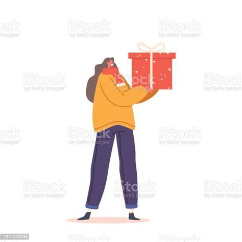 축제 활로 포장된 선물 상자를 가진 행복한 여자 여성 캐릭터는 휴일에 가족과 친구들을 위해 선물을 준비합니다 겨울에 대한 스톡 벡터 아트 및 기타 이미지 Istock