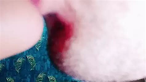 Free Indian Hot Kissing Porn Videos Xhamster