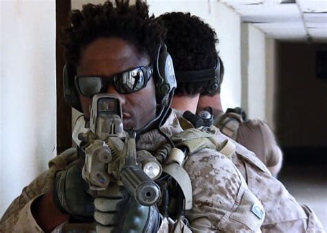 8 Navy Seal Benefits All The Perks Of Being A Frogman
