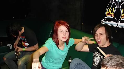 7 Foto Lawas Band Paramore Awal Berdiri Tahun 2004 Kini Diisukan Bubar Hot