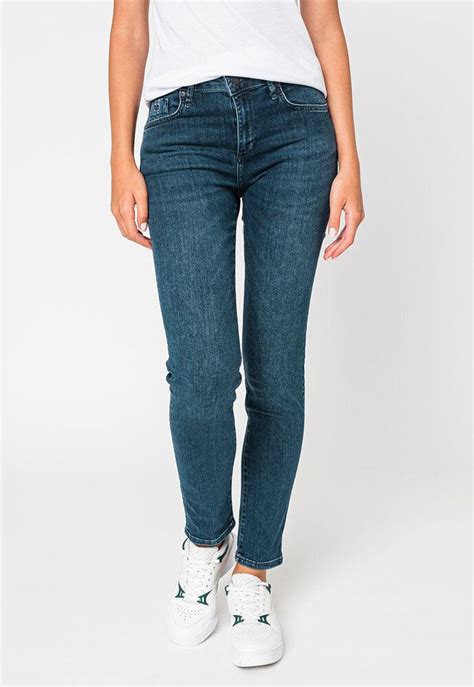 Mustang - Дамски Дънки Mia по тялото Mustang, Levi Jeans, Dressing ...