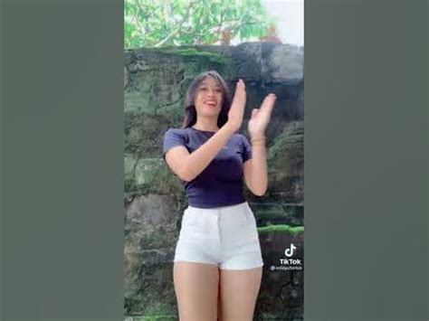 tiktok goyang hot sri ayu tarisa - YouTube