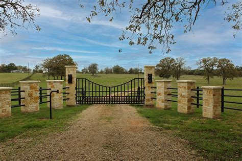 Ranch Gates Entrances Metal Ranch Gates Artofit