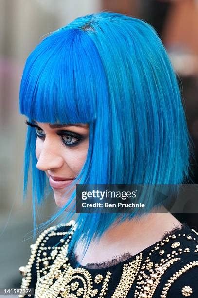 Katy Perry Blue Hair Photos And Premium High Res Pictures Getty Images