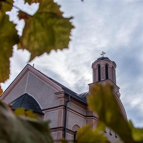 ХРАМ УСПЕЊА ПРЕСВЕТЕ БОГОРОДИЦЕ У МОДРИЧИ Modrica