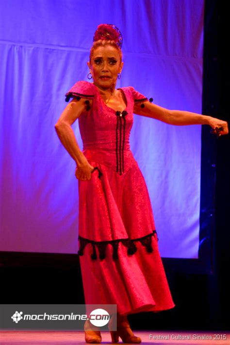 Sonia Amelio Se Luce En El Festival Cultural Sinaloa 2015
