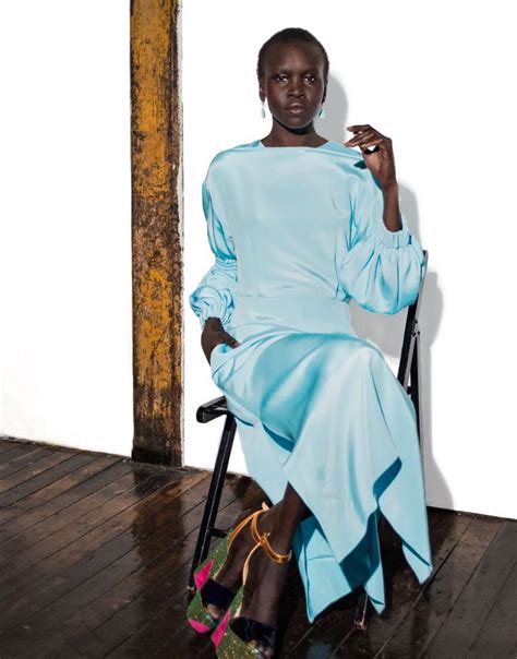 Alek Wek Lofficiel Indonesia