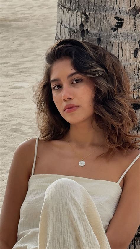 Megan Lisandra Bali Model Minding Mine 📸 Tashserena Instagram