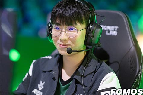 Bro Morgan Chấp Gragas Bị Nerf Vẫn đoạt Pog Chọn Skarner Là Vì Kỹ