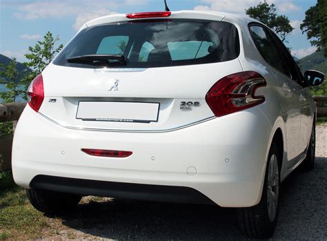 Chrom-Zierleiste für Kofferraum Peugeot 208