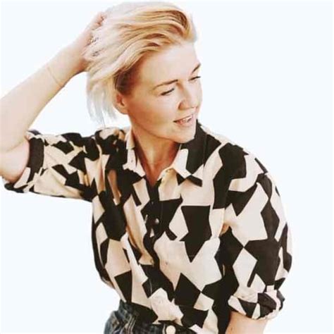 Jeni Britton Bio Birthday Age Video Cameo