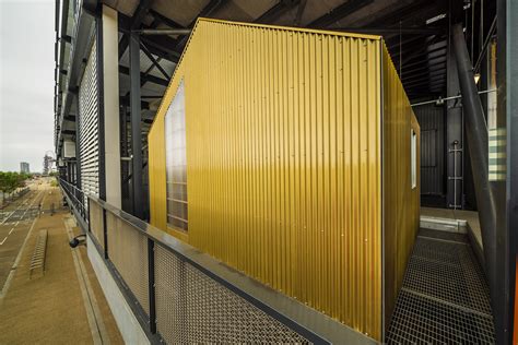 Cladding The Gantry — Making The Gantry Cladding The Gantry — Making The Gantry