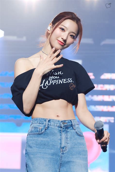 221002 Fromis9 Saerom Kpopping