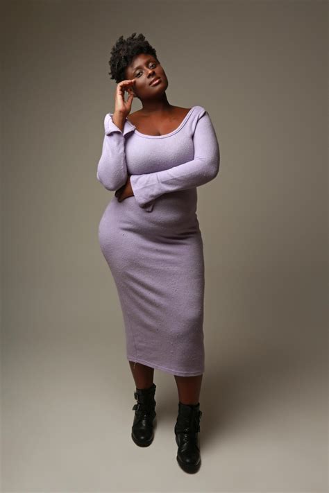 Roberta Miranda Upper Model