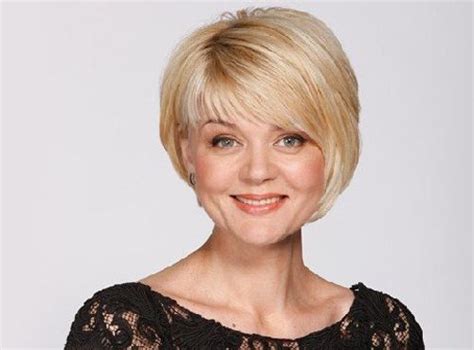 Как называется стрижка Юлии Меньшовой Фото на короткие и длинные воло… Choppy Bob Hairstyles