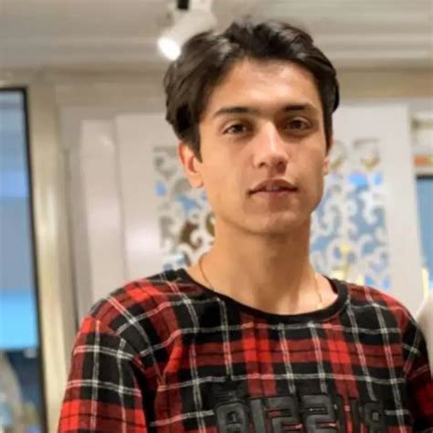 درباره برنیا فروشگاه برنیا