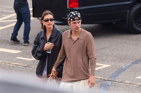 Dentro de la aventura Coachella 2025 de Justin y Hailey Bieber | Us Weekly