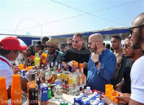 یات پارتی در مارینای دبی تفریحات دبی