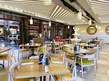 Piatto Restaurant Interior Design Tegs Modern Italian Ambience In Riyadh