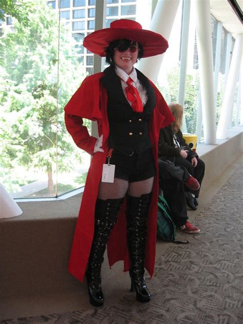 Alucard Rule 63 Cosplay