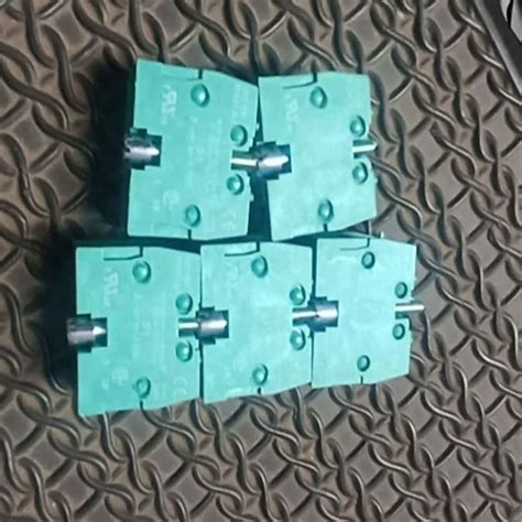 Green Push Button Contact Block At Best Price In Ahmedabad By D O Sales Corporation ID
