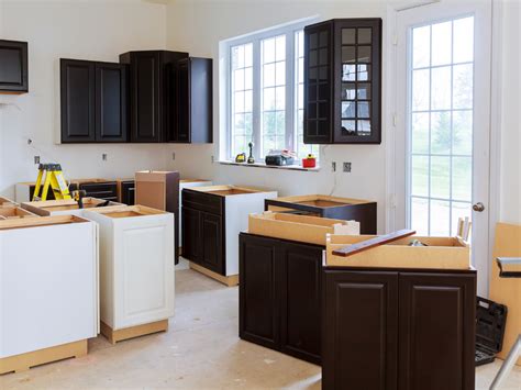 Hiring A Contractor Heres What To Expect On The Job Installing