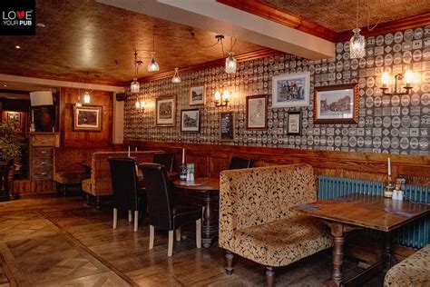 Best Pubs In Botley For Mothering Sunday Book The Dolphin