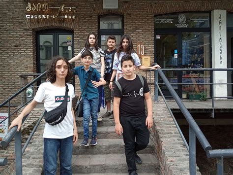 სკოლა გენიოსი მე 8კლასი