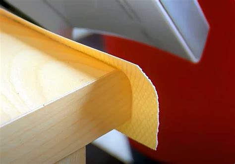 Ремонт кромки мебели своими руками - нужен утюг и 5 минут! | DIY - как ...