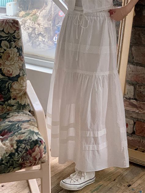 유리에 블루밍 레이스 롱 Skirt 코튼스커트리본캉캉여행룩셔링핀턱밴딩롱스커트봄신상여름신상휴양지