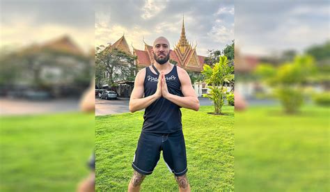 Dave Leduc ទៅជួបលោក ខូវ ឆាយ ដើម្បីដោះស្រាយបញ្ហាប្រទាំងប្រទើសគ្នា