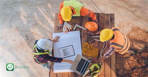 8 essential features of field service workflow management i4t global
