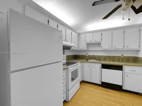 22605 Sw 66th Ave Unit 408 Boca Raton Fl 33428 Condo For Rent In Boca Raton Fl