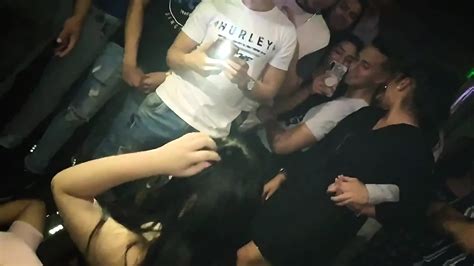 La Vénézuélienne Maria Gil Danse Dans Une Discothèque Maria Maria Eporner