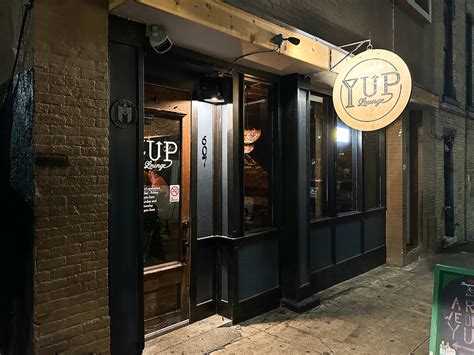 Yup Lounge Review Downtown Austin Austin The Infatuation
