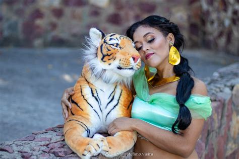 Princess Jasmine And Aladdin🧞‍♀️ I Know We Are Sooo Cute 😍