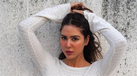 Old Actress Sonam Kissing Compilation Youtube