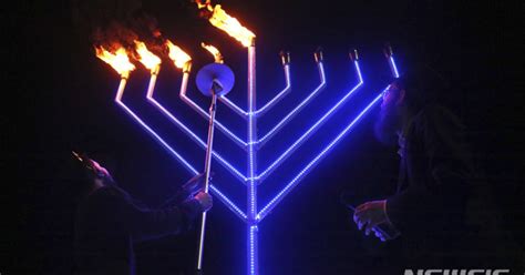 인도에서도 열린 하누카 축제