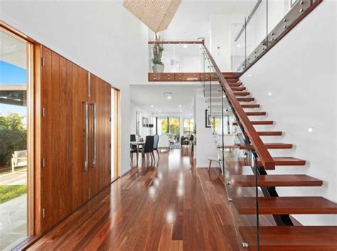 Custom Entries Gallery