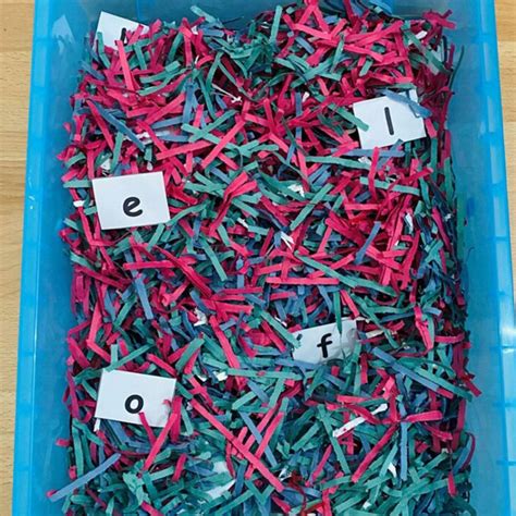 Naming Game Gratnells Ltd