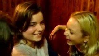 Intense Lesbian French Kiss Free American Dad Lesbian Porn Video XHamster